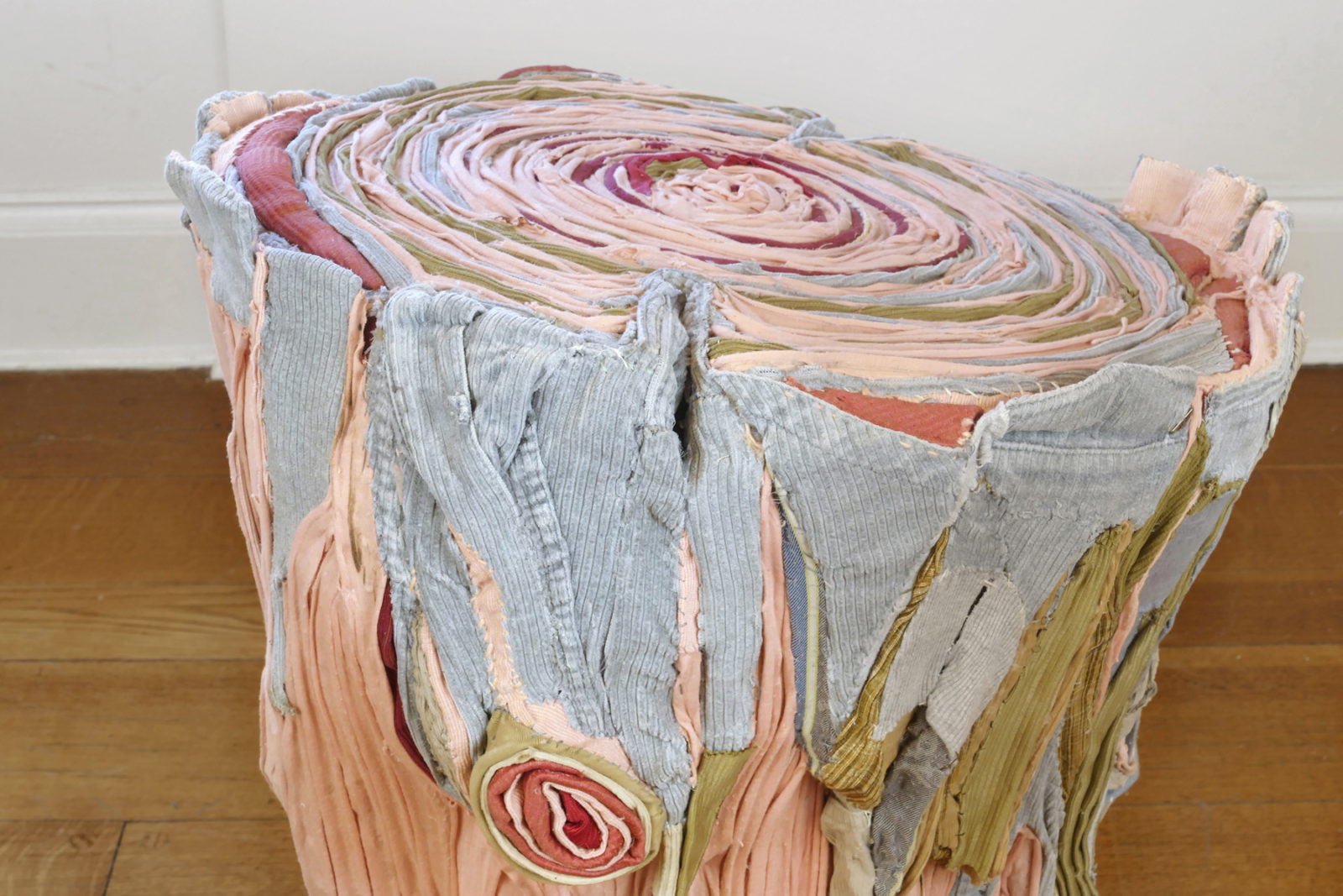 Textile Artist Creates Realistic Tree Stumps from Discarded Clothing ...