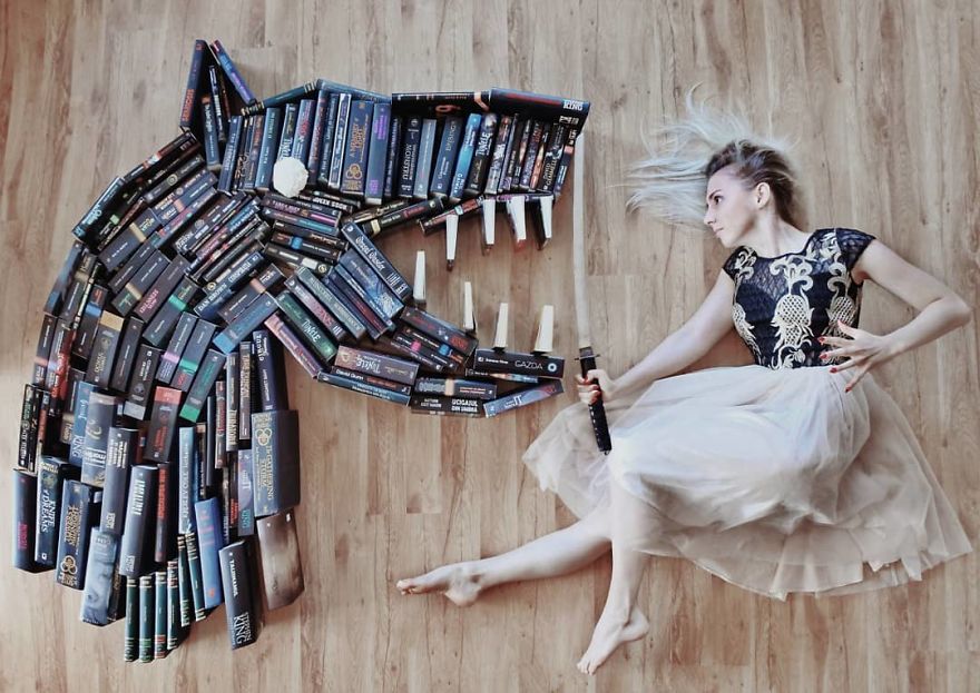 This Ultimate Book-Lover Turns Her Massive Library Of Books Into Art ...