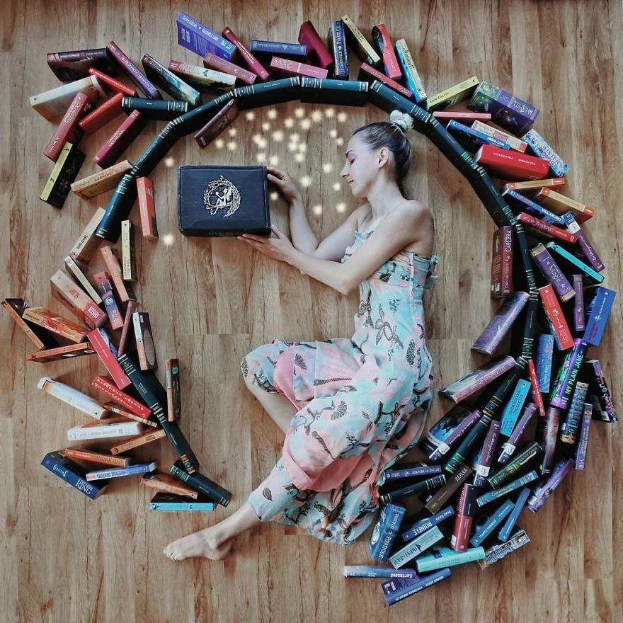 This Ultimate Book-Lover Turns Her Massive Library Of Books Into Art ...