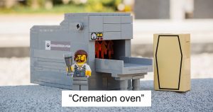 Lego Funeral Set Created To Help Children Learn About Life | artFido